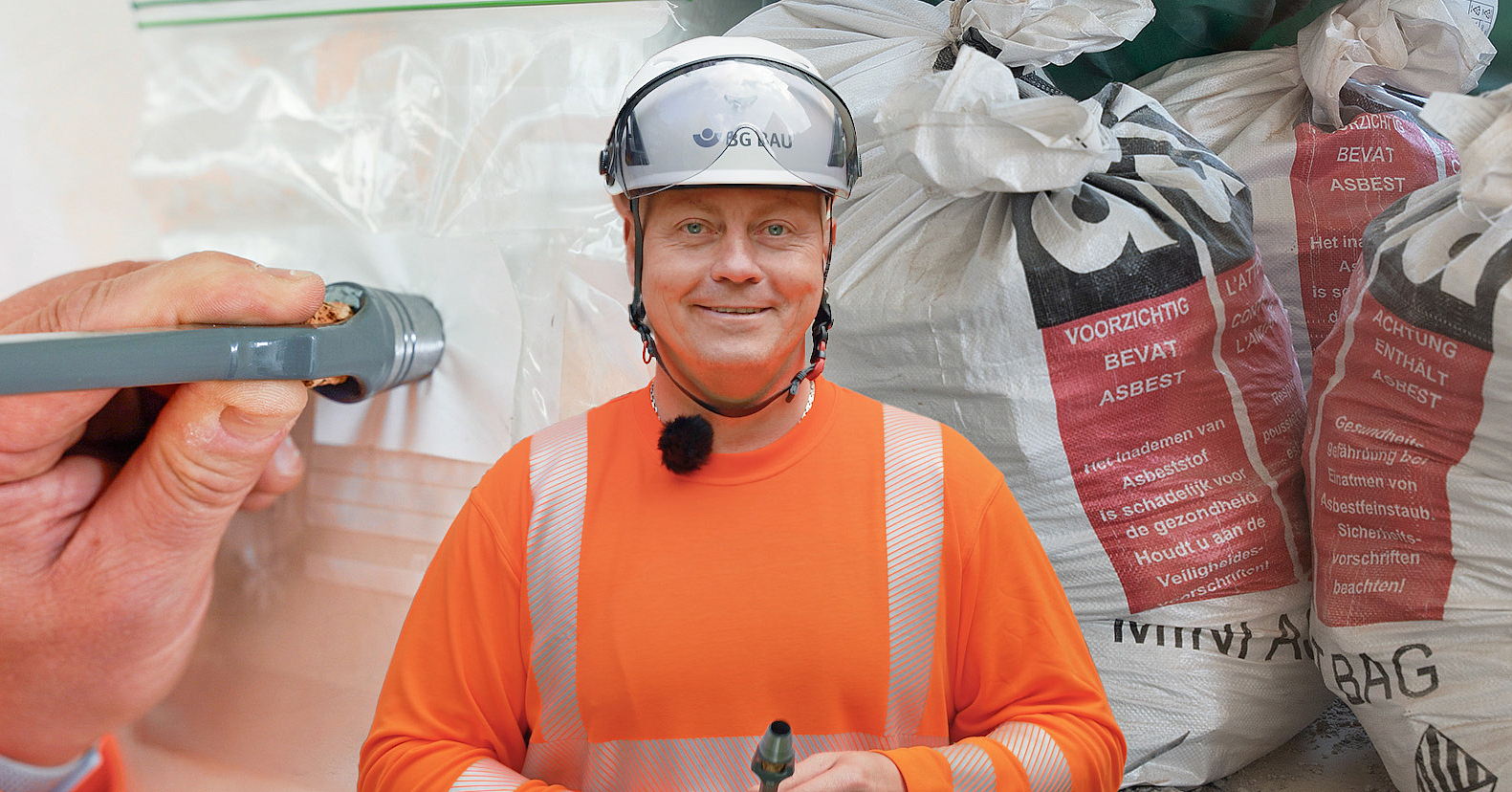Asbest sicher beproben: BT 31 Verfahren | BG BAU - Berufsgenossenschaft der Bauwirtschaft
